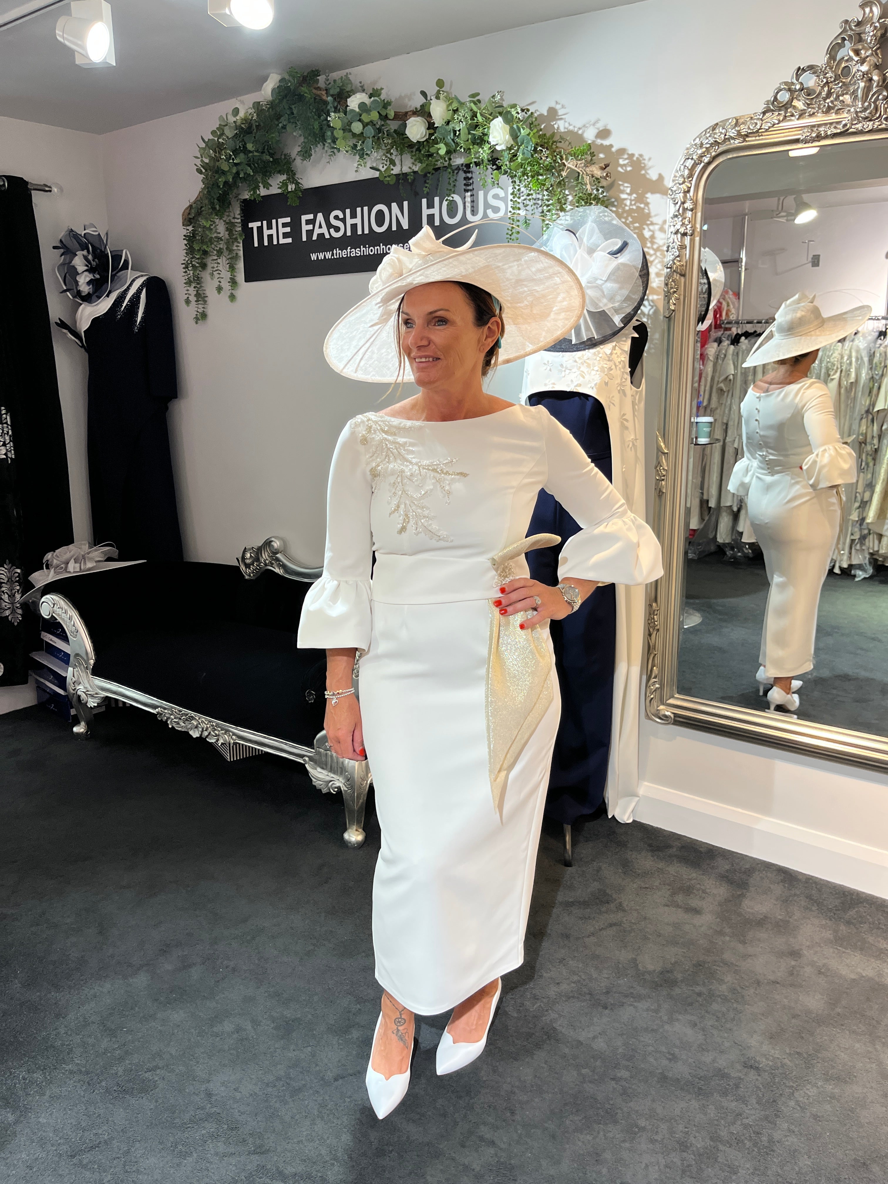 Anoola IVORY & GOLD – The Fashion House